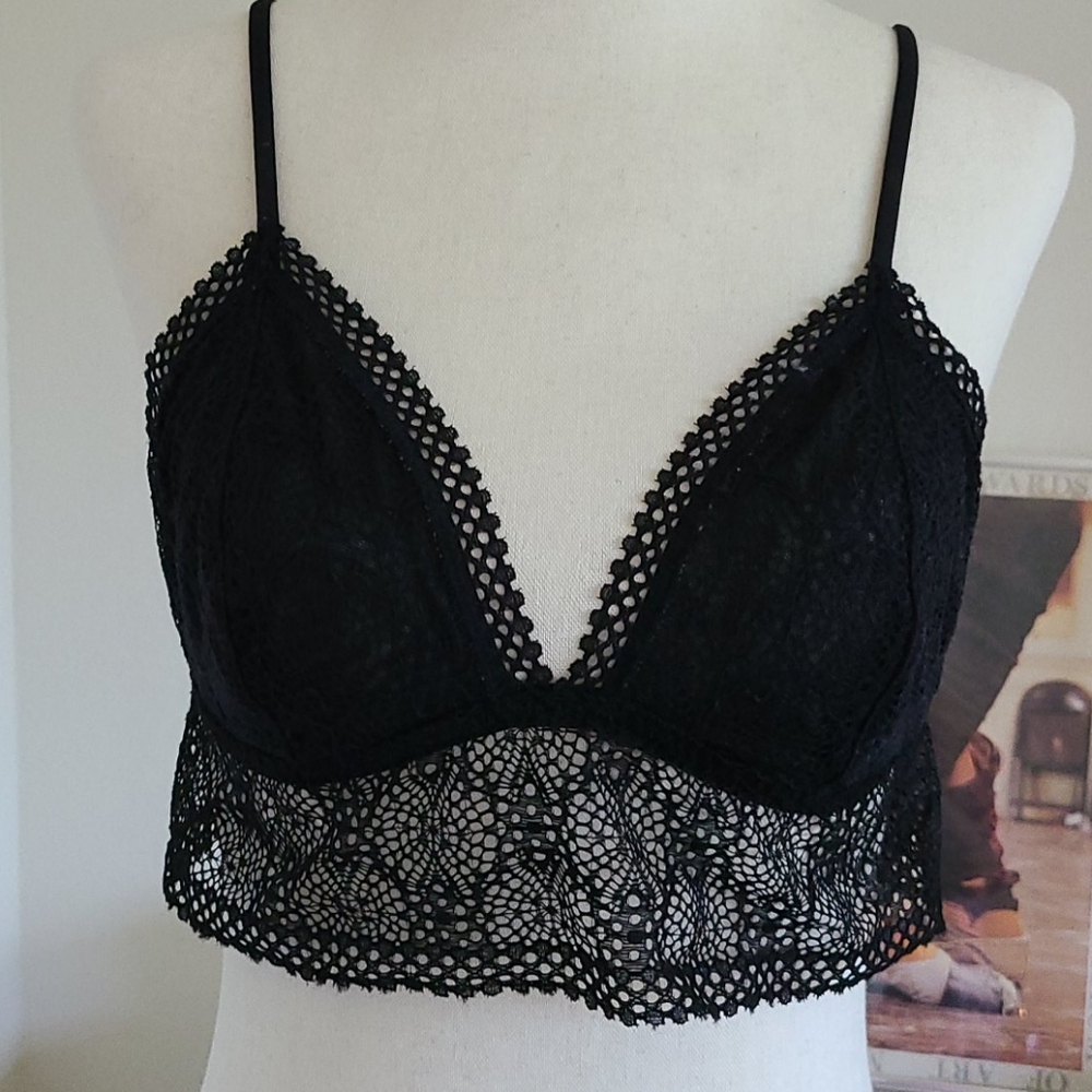 Delicate Victoria's Secret Black Lace Bralette - Gem